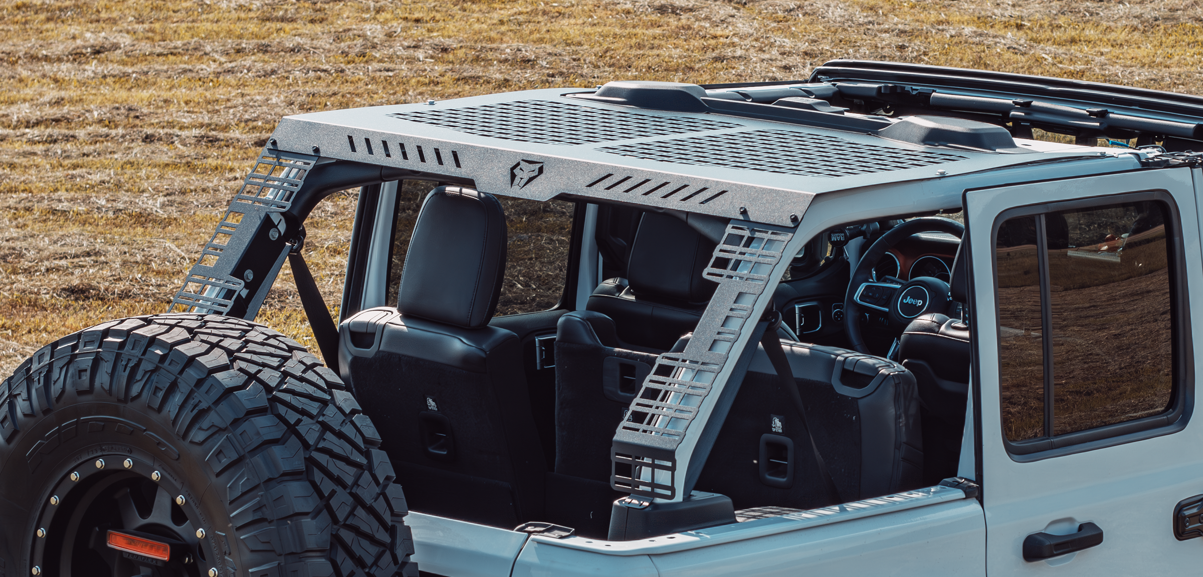 Wrangler JL MOLLE Panel